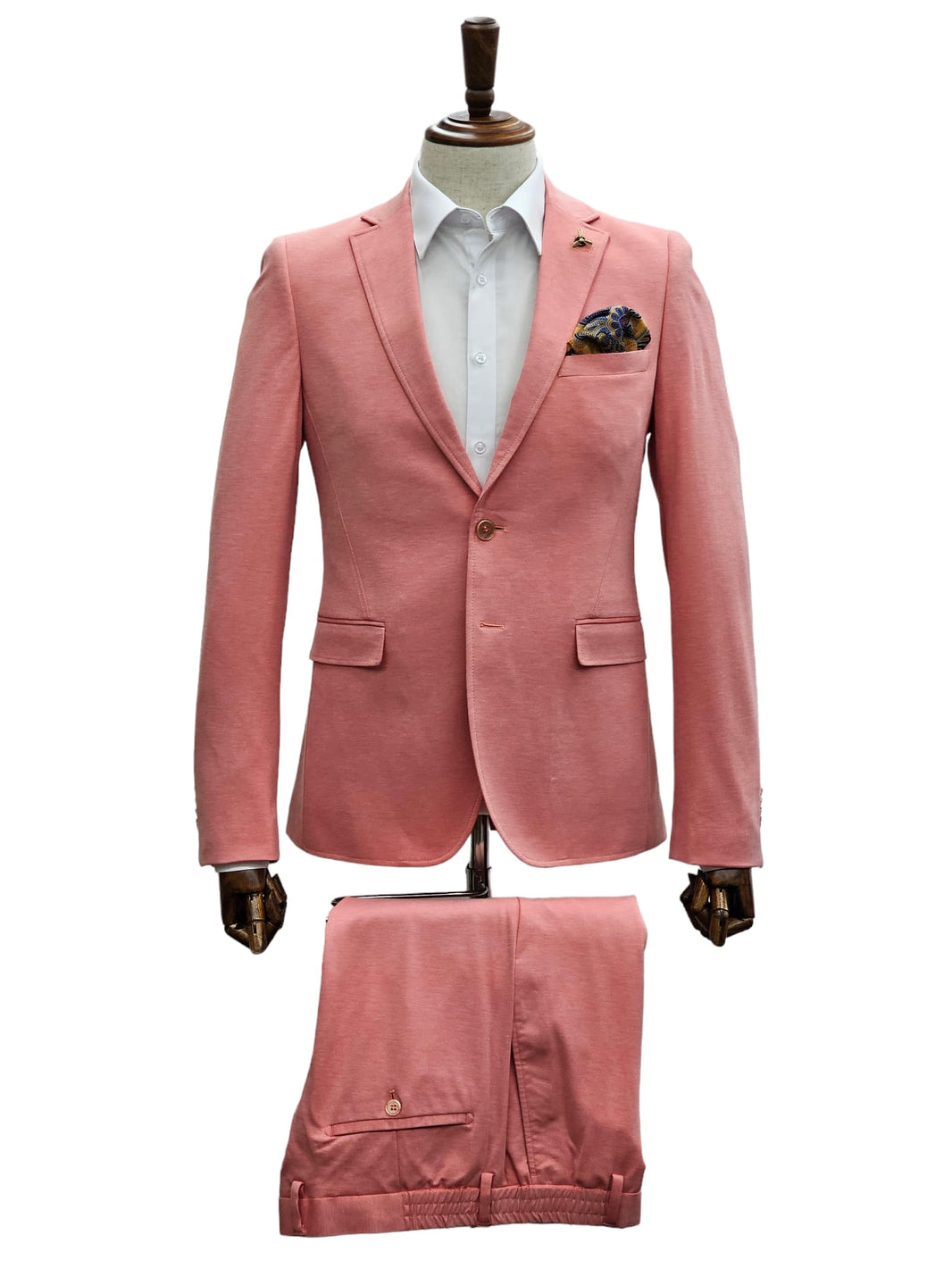 Giovanni Testi Brand offers a unique selection of Fashion Forward Suit